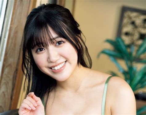 「ミスマガ2021」和泉芳怜、甘酸っぱさ全開の水着姿 『flash』初表紙＆巻頭グラビア｜モバイルやましん