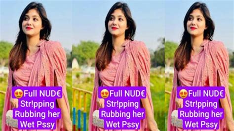 Famous Insta Girl Viral Video Str Pp Ng Fully Nud€ Playing With Her
