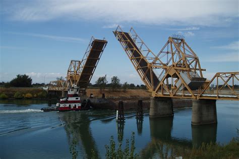 how an old drawbridge helped microsoft bring sql server to linux ars