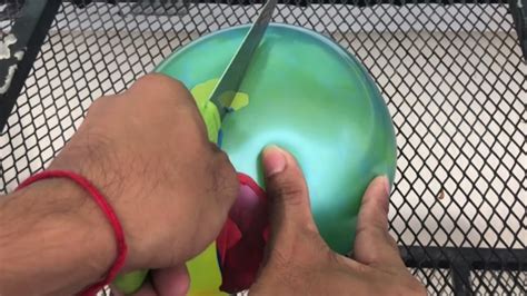 Water Balloons Look Amazing In Slow Motion Youtube