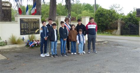 Devoir De Mémoire Les Jeunes Acteurs De La Cérémonie De La Victoire