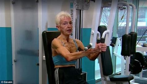 75 Year Old Bodybuilding Grandma Revealed Her Diet That Keeps Her In