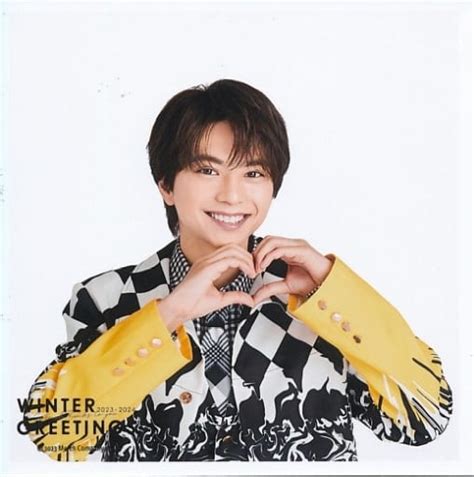 駿河屋 Sexy Zone 佐藤勝利 サイズ 89×89 「greetingうちわ」ましかくフォト（男性生写真）