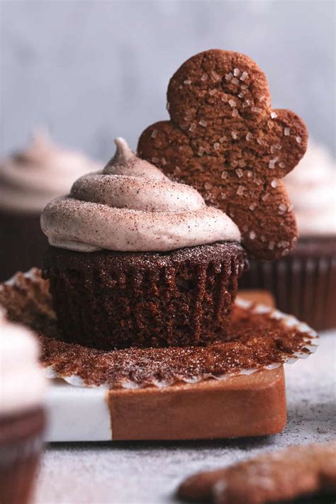 Gingerbread Cupcakes With Cinnamon Cream Cheese Frosting Creme De La