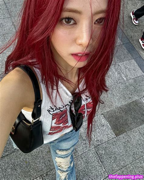 Shin Yu Na Yuna Itzy 유나 Nude Onlyfans Photo 82