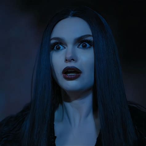 Morticia Addams Семейка аддамс Уэнздей аддамс Алекс тернер