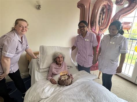 102 Yr Old Woman Says Secret To Long Life Is Good Sex