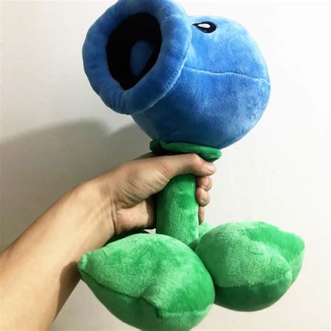 2020 plants vs zombies frozen peashooter plush toy big size 30cm