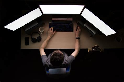 discrete random variables and pmfs explained using python
