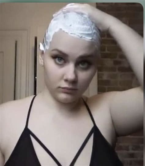 Pin By David Connelly On Bald Women Covered In Shaving Cream 02