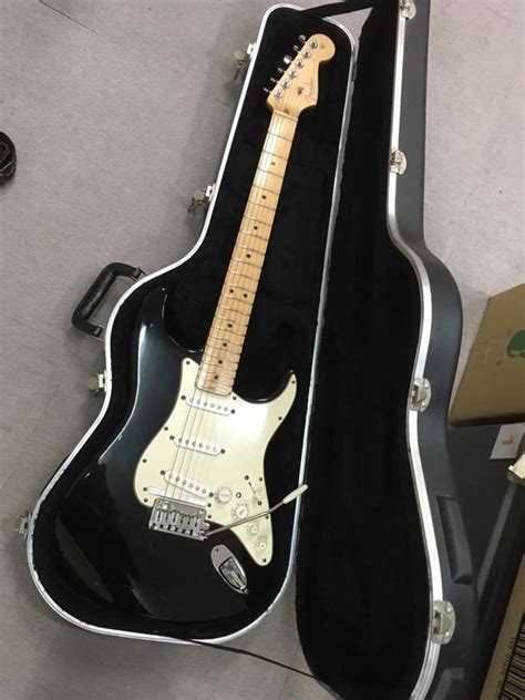 Fender Usa Vg Stratocaster フェンダーとローランドのコラボ モデリングvgギターストラト ブラック メイプルネックの