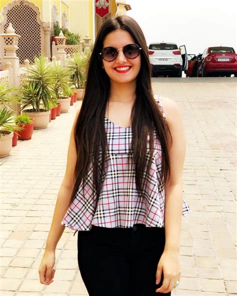 Tanvi Nagi Beautiful Girl Photo Indian Models Indian Designer Wear