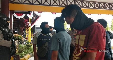 Gagalkan Peredaran Pupuk Npk Diduga Palsu Kalteng Today
