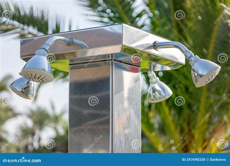 Chuveiros Refrescantes Ao Ar Livre Para Pulverizar água Para Tomar