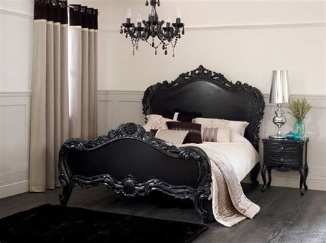 30 Gothic Bedroom Decor Ideas For A Dark And Dramatic Bedroom