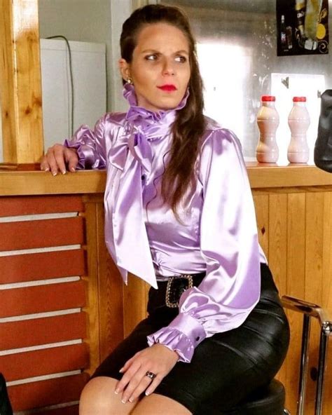 Gefällt 104 Mal 2 Kommentare Dress Designer Celine Satin Auf