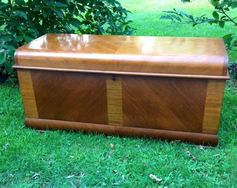 Vintage Lane Waterfall Cedar Chest Blanket Hope Art Deco Blanket
