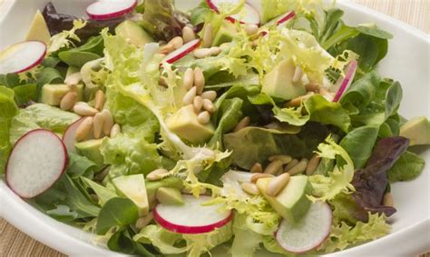 Receta De Ensalada De Lechugas Variadas Y Aguacate Karlos Arguiñano