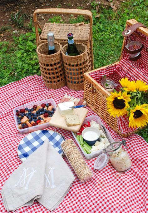 The Perfect Summer Picnic For Two Pender And Peony A Southern Blog
