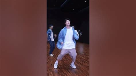 [방탄소년단 Bts] 전정국 복근 숨겨🙈🙉🙊 Jk Youtube