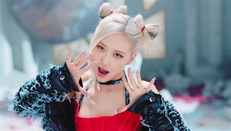 Menawan Intip Outfit Rose Blackpink Di Lacma Art Film Gala 2022 Ini