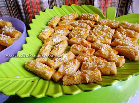 Resep Kue Kastengel Keju Edam Kering Renyah Berbagi Resep Masakan