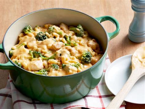 Mac And Cheddar Cheese With Chicken And Broccoli Recipe Rachael Ray