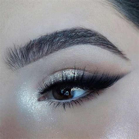 31 Beautiful Wedding Makeup Looks For Brides Wedding Makeup Tips