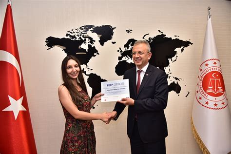 Hukuk Profesyonelleri Için İnsan Hakları Eğitimi Programı Help