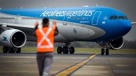 Aerolíneas Argentinas Denuncia A Los Gremios Apla Y Aaa Avion Revue