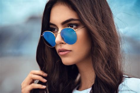 2048x1365 Model Brunette Woman Face Sunglasses Brown Eyes Girl