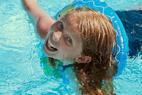 how to create your own watermark using a custom shape in photoshop