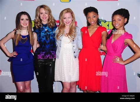 New York Usa 12th March 2013 Bridgit Mendler Laura Marano Dove