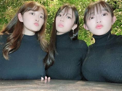 鈴木ふみ奈さんのインスタグラム写真 鈴木ふみ奈instagram 「巨乳3姉妹 ️ ️ やなふみじゅん 着衣巨乳 威圧感凄い