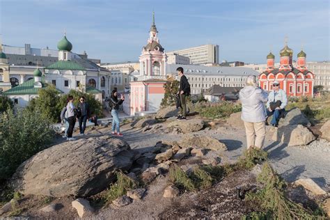 Ds Rs Zaryadye Park In Moscow Is A Hotspot For Public Sex
