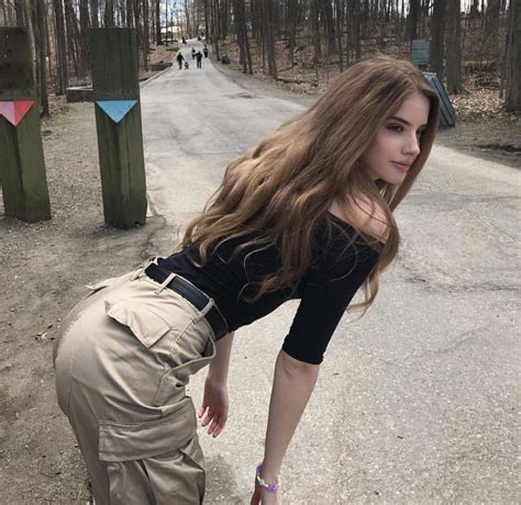 Powerful Women Outfit Inspiration