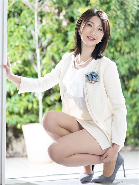 吉原高級ソープランド ハールブルク 最高の美熟女人妻二輪車 最高の美人妻ソープ嬢がおもてなし