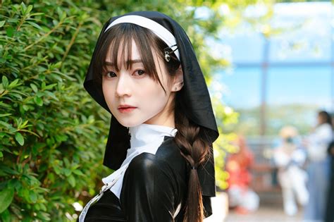 “池ハロ”で見つけた美少女レイヤー「普段は歯科衛生士、フォロワー10万人超えの近衛りこさん」 Entame Next アイドル情報総合
