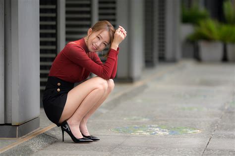 4k Asian Sitting Smile Stilettos Legs Trousers Blouse Mug Hd