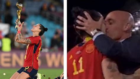Condenan Beso No Consensuado Entre La Futbolista Jenni Hermoso Y Luis