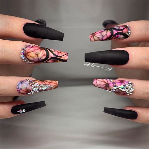 [updated] 50 Coffin Nail Designs August 2020