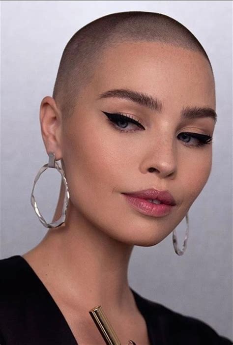 40 Hot Women Hairstyle To Rock Buzzcut Hair Idos And Short Shaved Hair