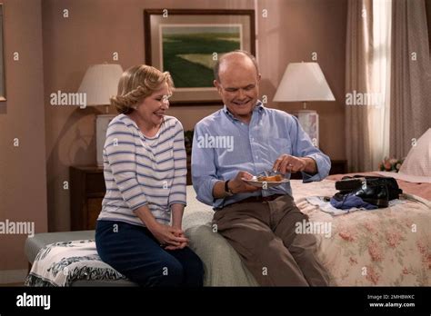 Ese 90s Show 2023 De Izquierda A Derecha Debra Jo Rupp Como