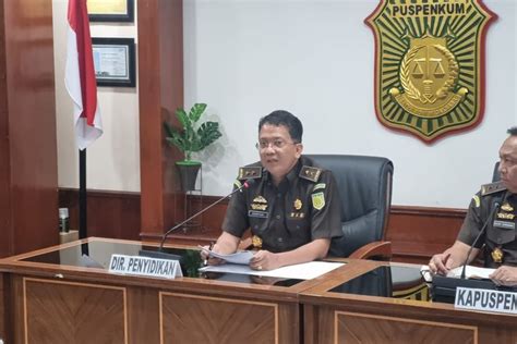 Kejagung Belum Temukan Unsur Pidana Adik Menkominfo Meski Terima Uang