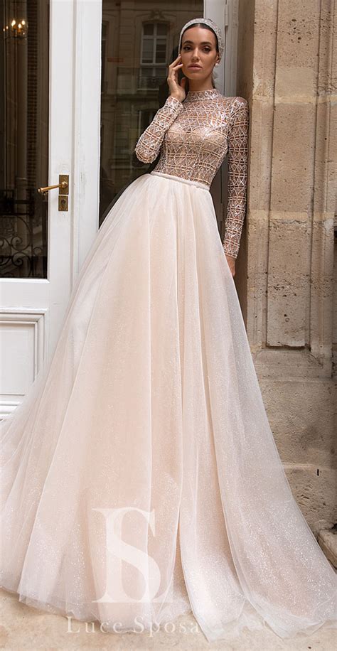These Long Sleeve Wedding Dresses Are Showstopper