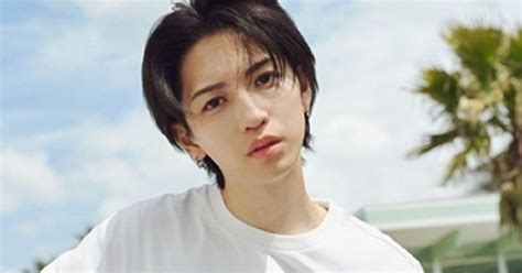 元キンプリ岩橋玄樹、さわやか美男子ショットで“イカつい両腕”に注目集まる 「タトゥー入れてる 」「ギャップたまらない」（要約） ねとらぼ