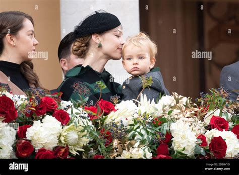 Beatrice Borromeo Francesco Casiraghi Y Pierre Casiraghi Asisten A Las