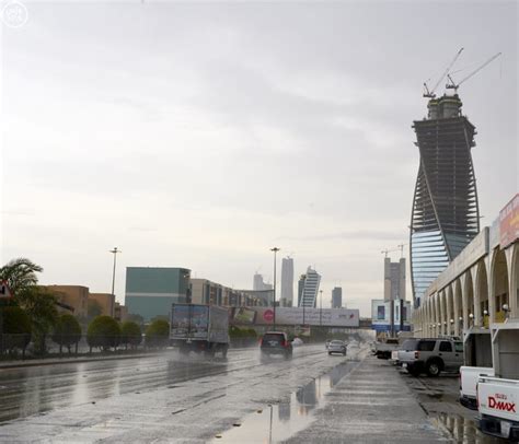 مدني الرياض يدعو سكان العاصمة وما حولها لأخذ الحيطة وقت الأمطار صحيفة