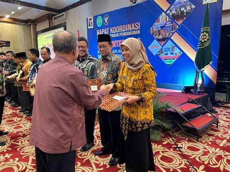 Mantap Pengadilan Agama Magelang Meraih 6 Penghargaan Sekaligus Dari
