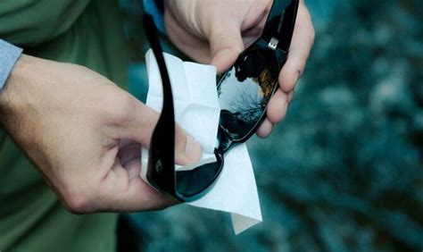 How To Properly Clean Polarized Sunglasses 2024 Guide